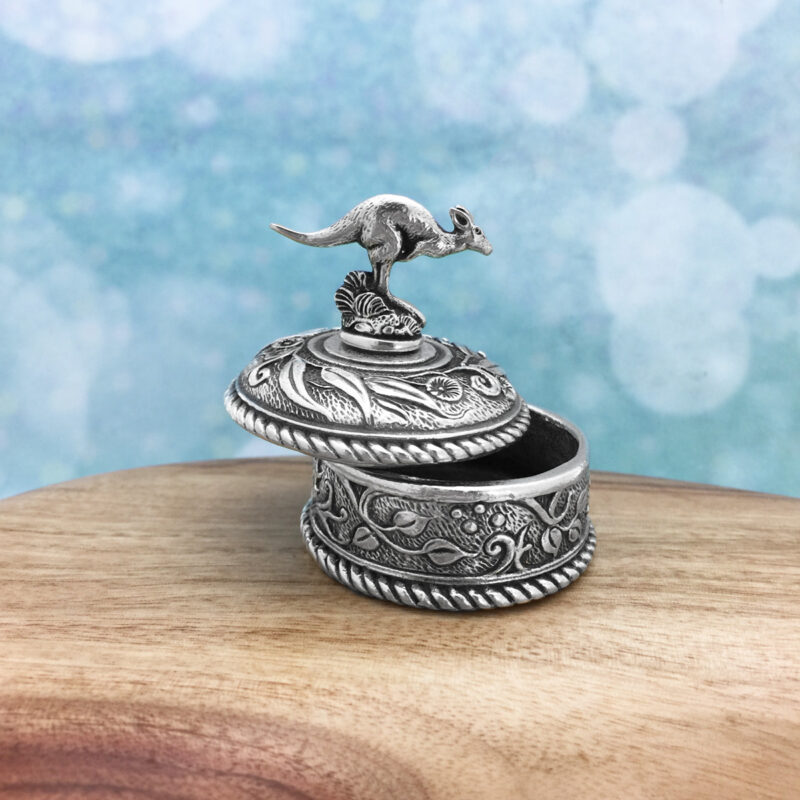 Aussie Treasure Chest Koala Kangaroo Australian Souvenir Figurine ...